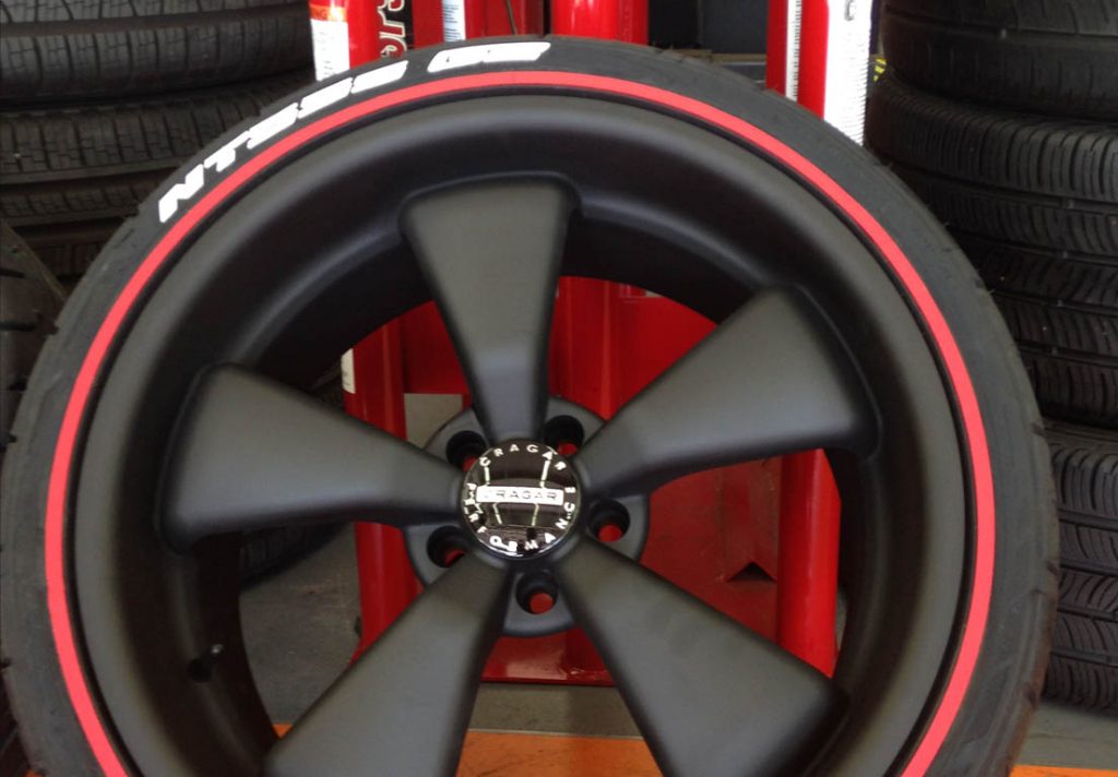 Vintage Red Line Walls - TireStickers New Zealand